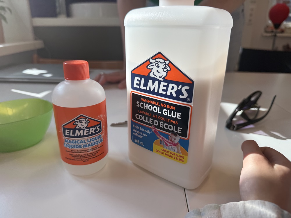 Hoe maak je slijm zonder lenzenvloeistof - 6 makkelijke recepten ...